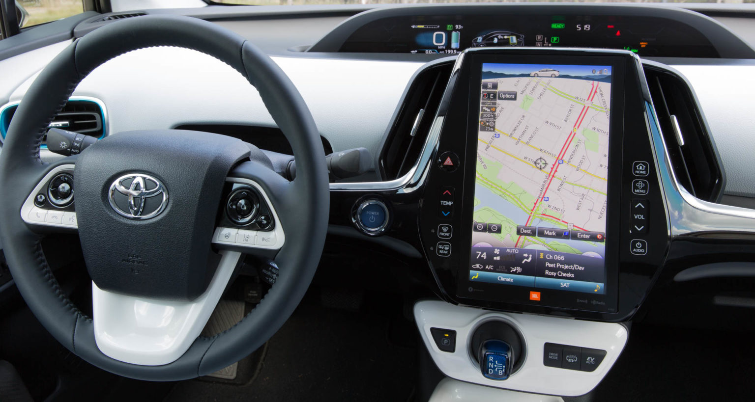 Forgot to Charge Your Phone? These Cars Have Integrated Qi Wireless ...